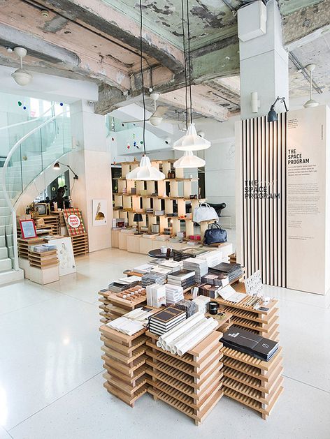 Spaces/Signage images on Designspiration