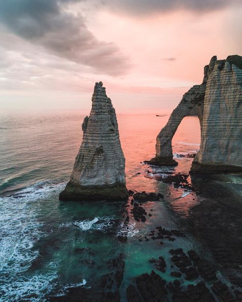 Creative Travel Photography Inspiration on Designspiration