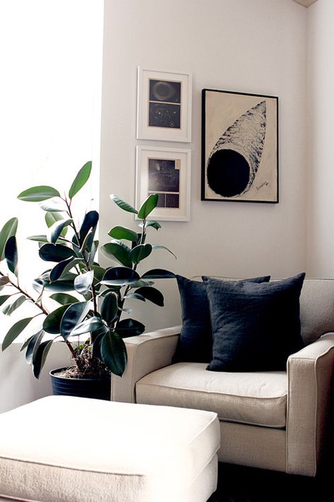 Spaces/Signage images on Designspiration