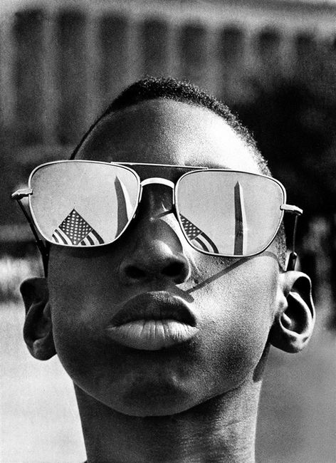 Color Palette generated based on #111111, #353535, #6D6D6D, #AEAEAE ...